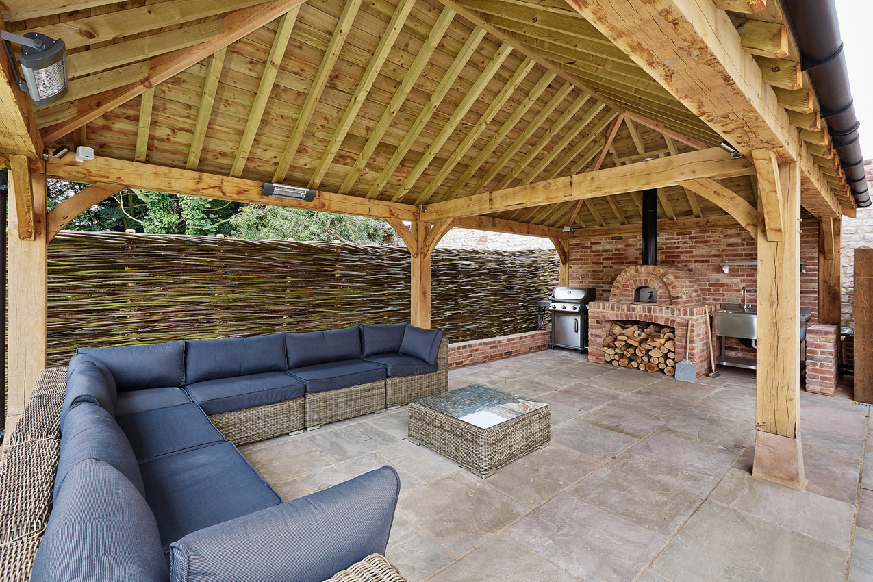 Outbuildingsnew - Natural Structures